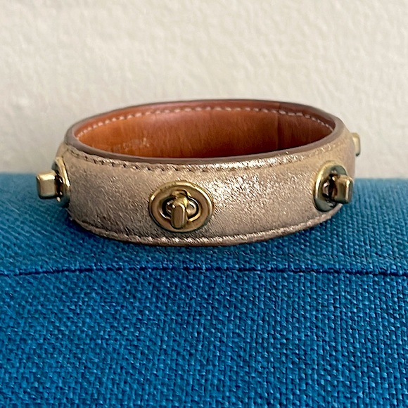 Coach | Jewelry | Coach Vintage Leather Turnlock Bracelet | Poshmark